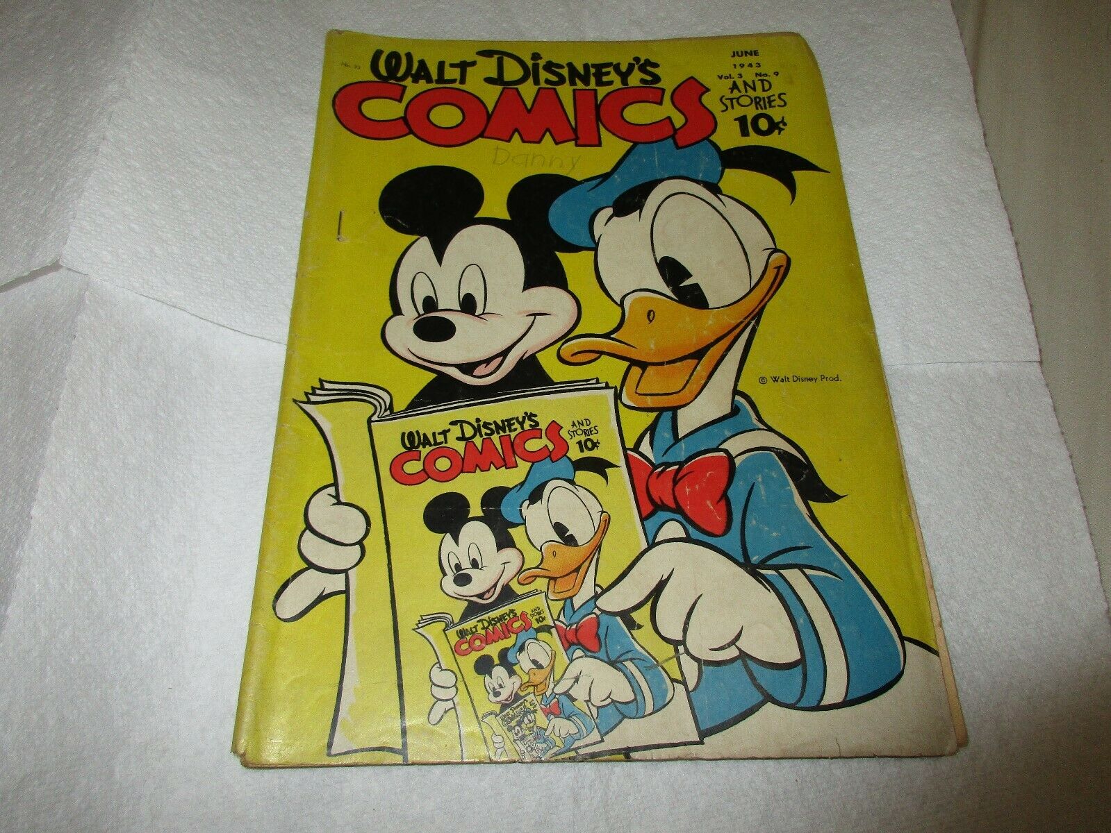 Walt Disneys Comics Vol 3 9 1943 Mickey Mouse